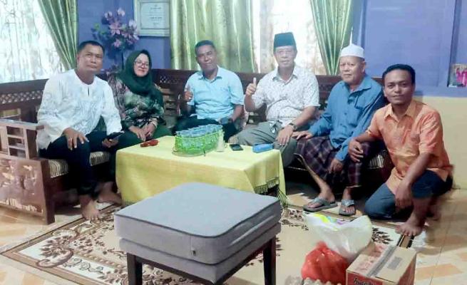 FSPS-PRKH Kunjungi Kediaman Tokoh Pendiri Rohil - Berita Riau Terkini